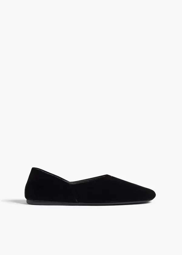Khaite Jane Flat In Velvet