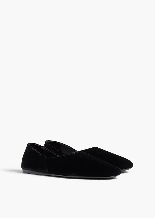 Khaite Jane Flat In Velvet
