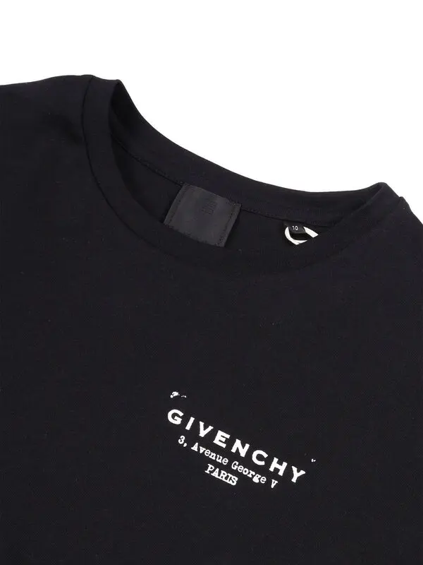 Givenchy T