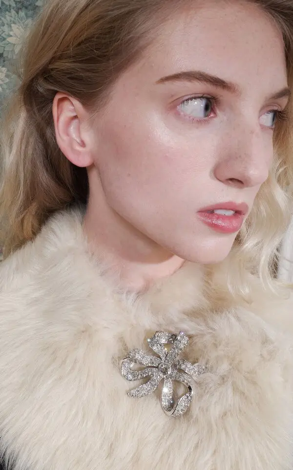 SEIDLER Vivienne Bow Brooch