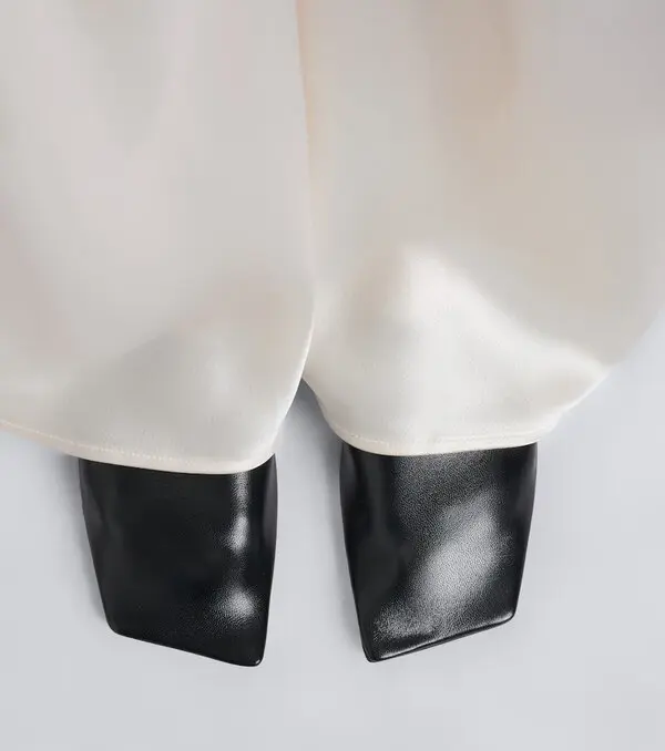 CHRISTEN Edge Leather Mules
