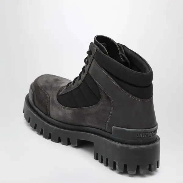 Balenciaga Combat Strike Low Lace-up Suede Boots /black