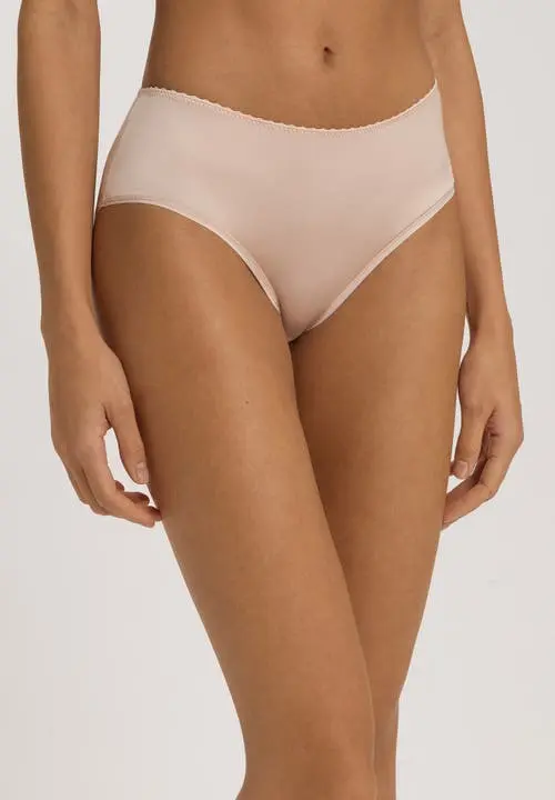 Hanro Satin Deluxe Satin Jersey High Cut Brief - Natural