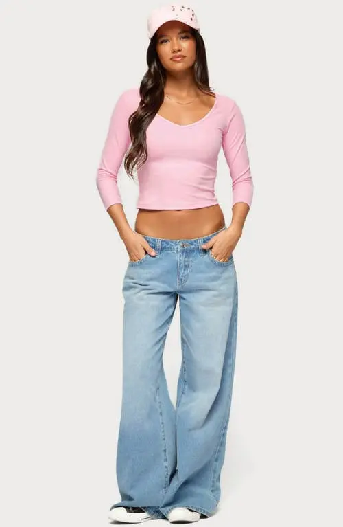 EDIKTED Lakia V-neck Three-quarter Sleeve Top