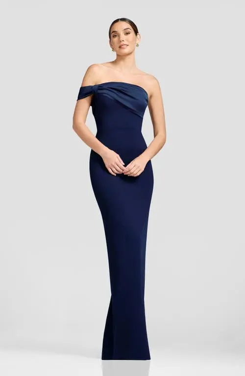Dress The Population Lindy Off The Shoulder Sheath Gown