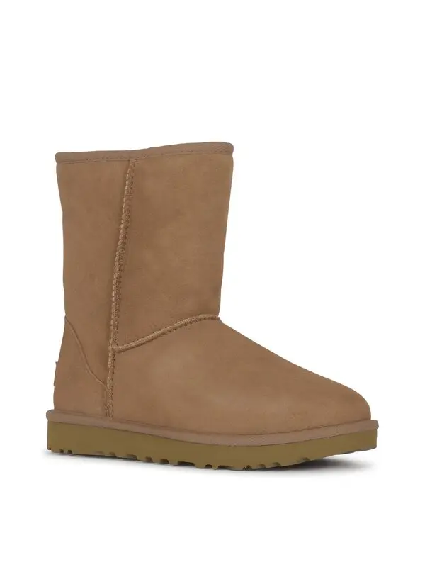 UGG W Classic Short Ii