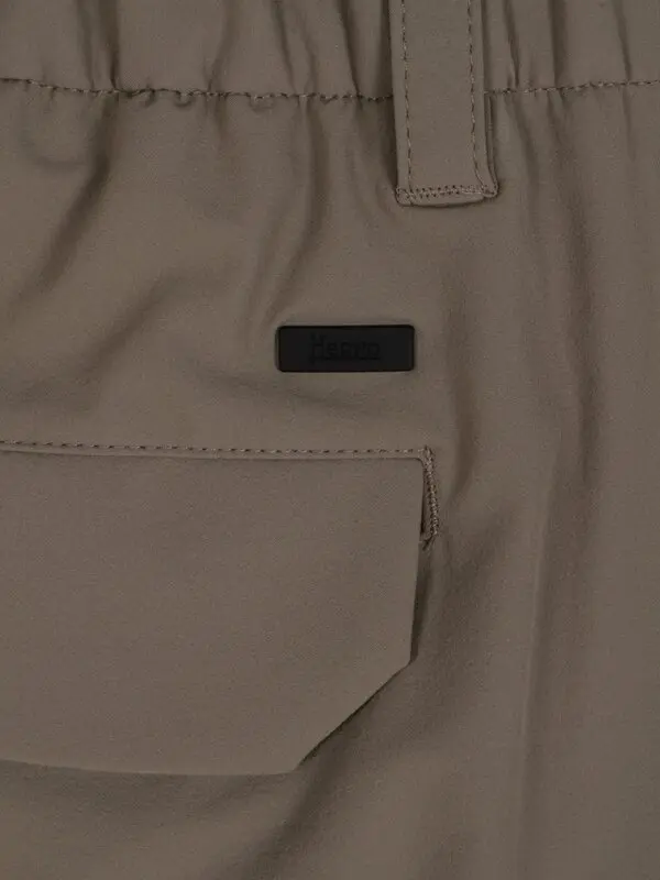 Herno Pantalone Con Tasche A Toppa
