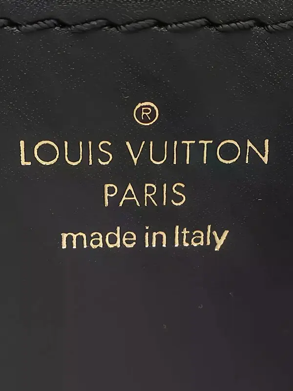 LOUIS VUITTON 2020 New Wave Multi Pochette Satchel