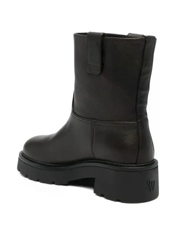 STUART WEITZMAN Grained Leather Boots