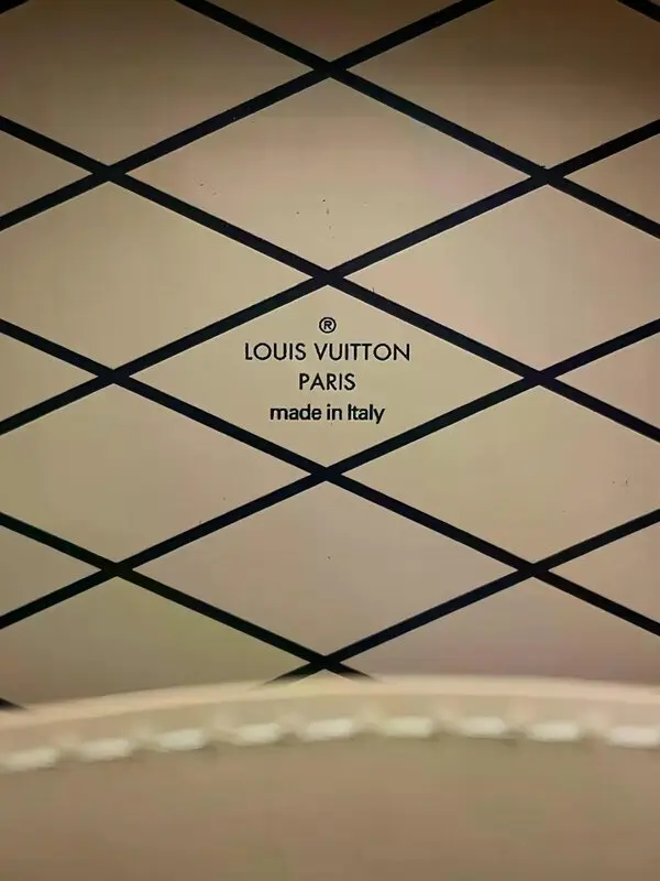 LOUIS VUITTON 2021-2026 Monogram Reverse Mini Boite Chapeau Satchel