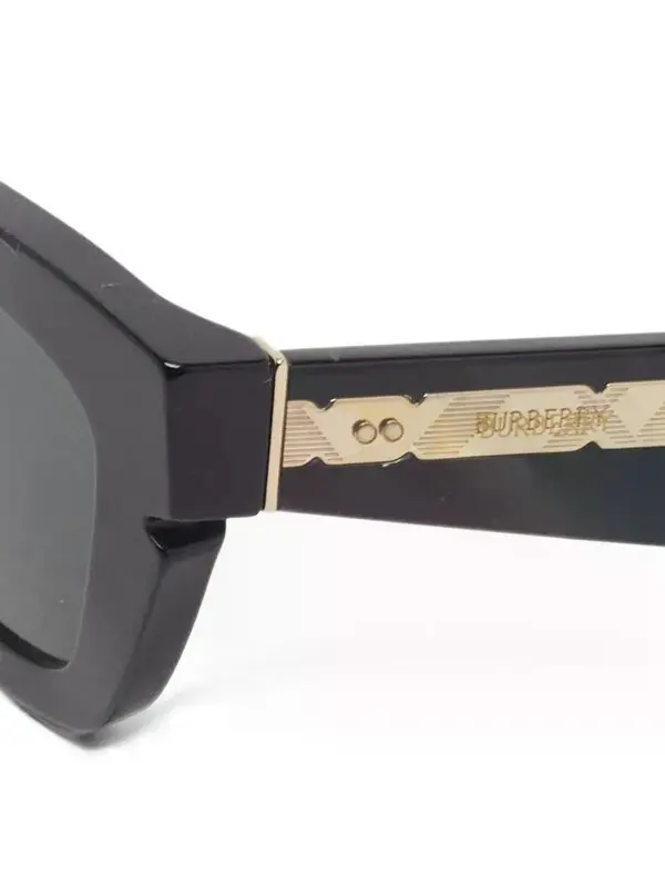 Burberry Cat-eye Frame Sunglasses