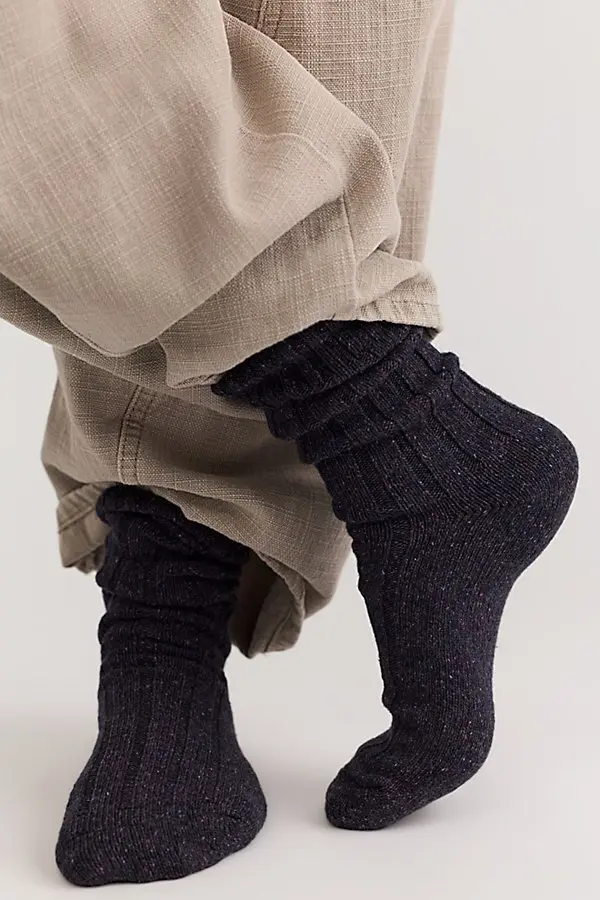 AMERICAN TRENCH The Wool Silk Boot Socks - Black Cherry