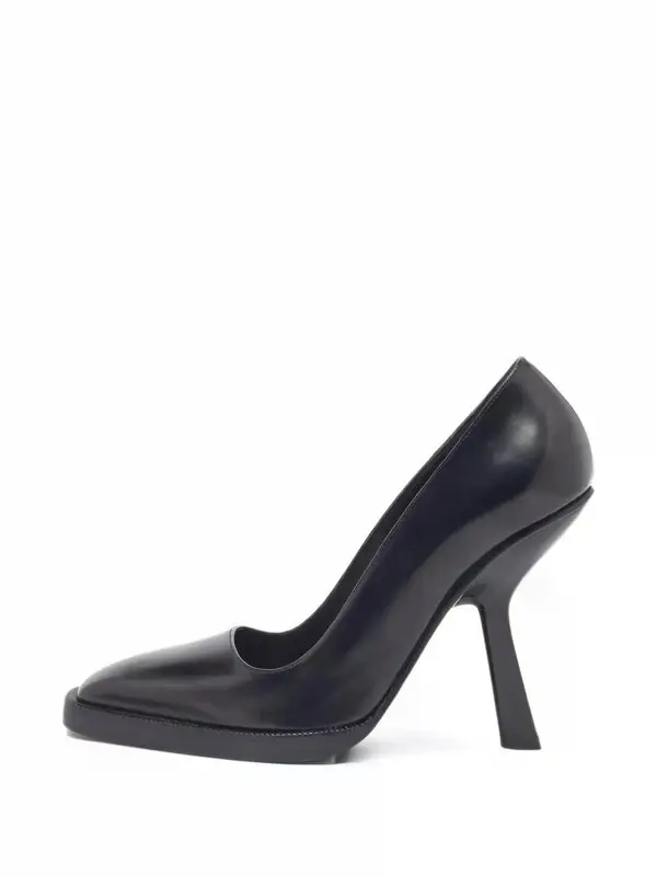 FERRAGAMO Anser Leather Pumps