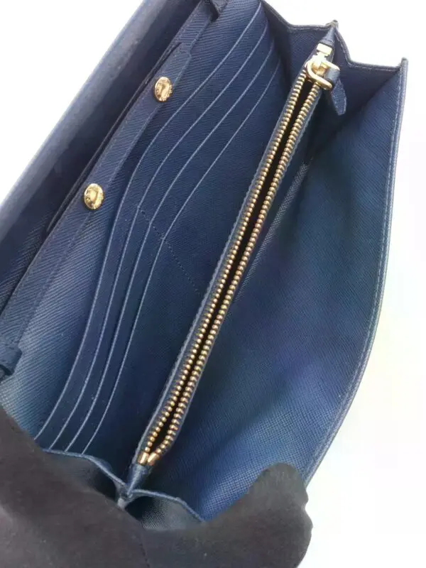 Prada 2013-2026 Saffiano Wallet On Chain Crossbody Bag