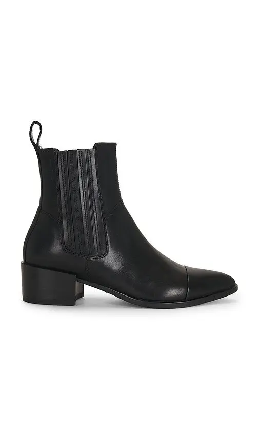 VAGABOND SHOEMAKERS Marja Boot - Black