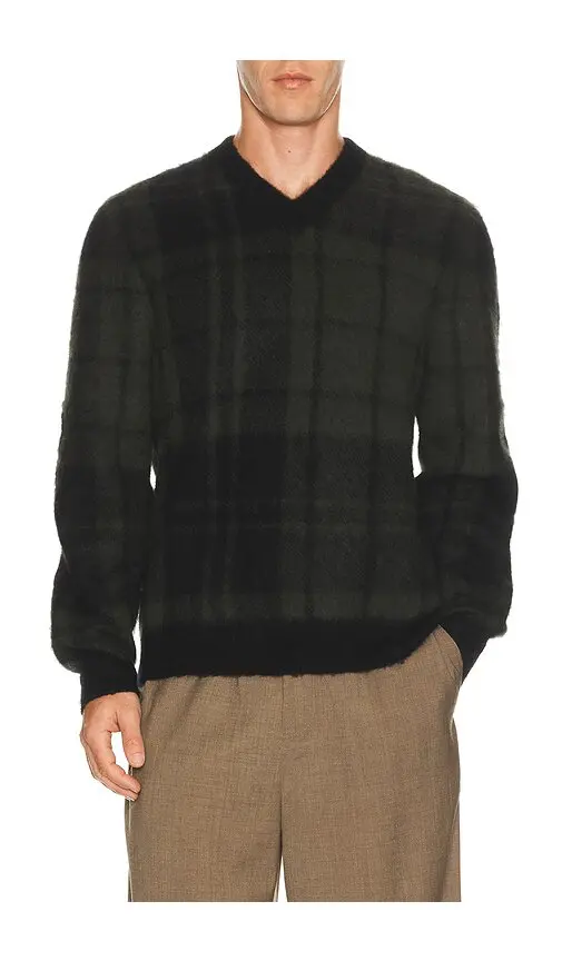 Barbour Hunham Tartan V-neck Sweater