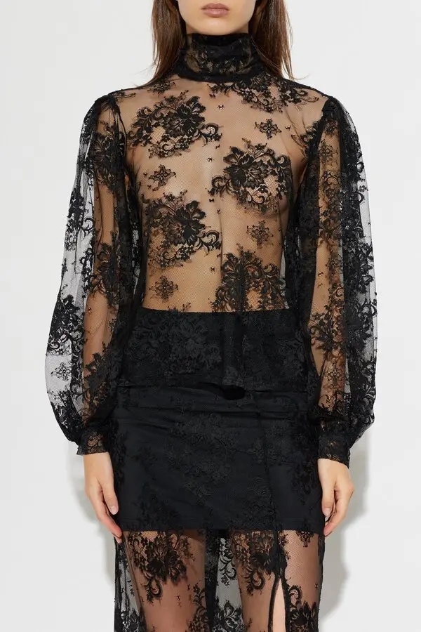 GESTUZ Lace Top `‘gzruby