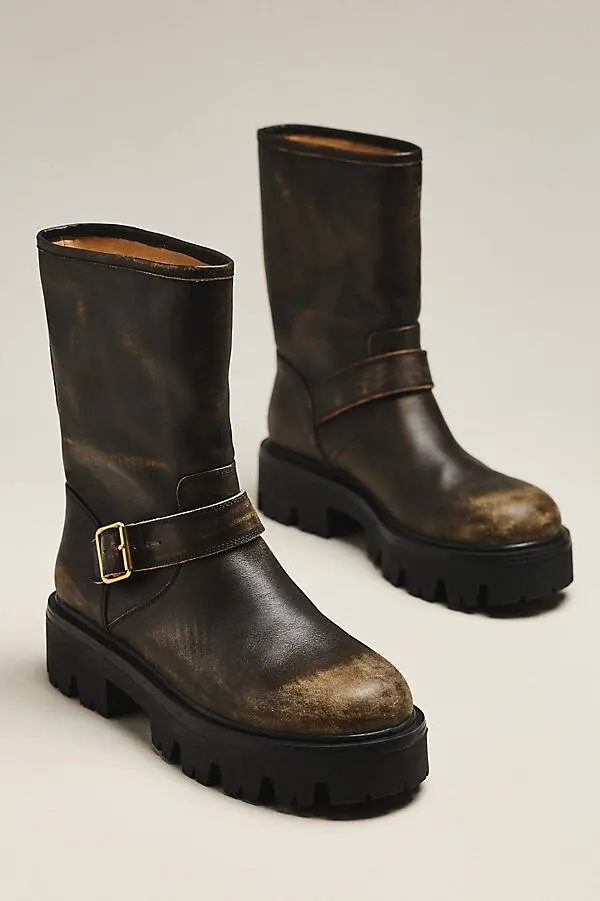 SILENT D Practical Stompy Boots