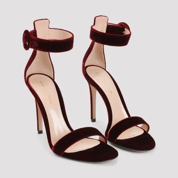GIANVITO ROSSI Portofino 105 Pumps