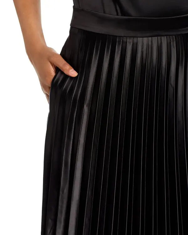 AREA STARS Pleated Satin Skirt - Black