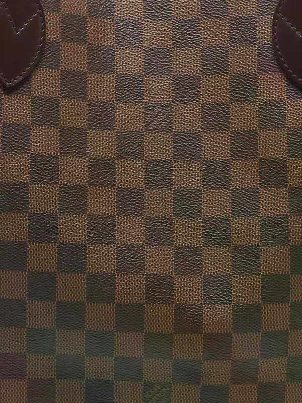 LOUIS VUITTON 2011 Mm Neverfull Damier Ebène Canvas Tote Bag