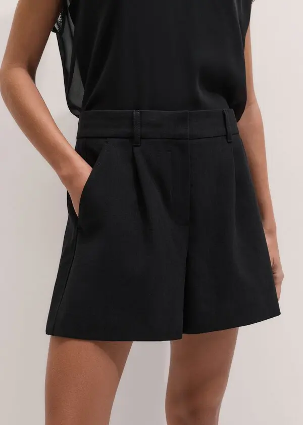 ME+EM Tailored Short