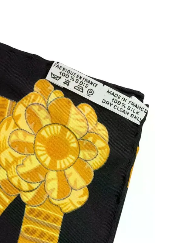 Hermès 1995-2010 Armets En Panache Silk Scarf 90 Scarves - Gold
