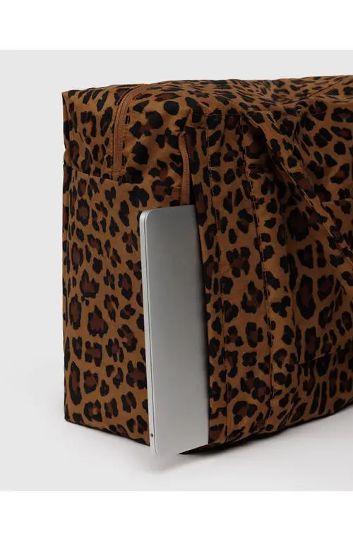 Baggu Small Cloud Carry-on