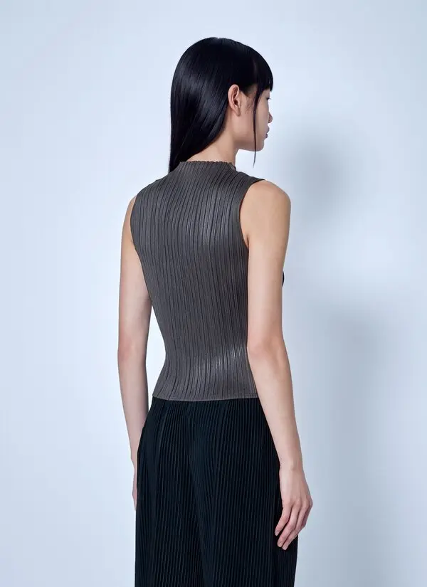 Issey Miyake August Colors High-neck Top - Gray