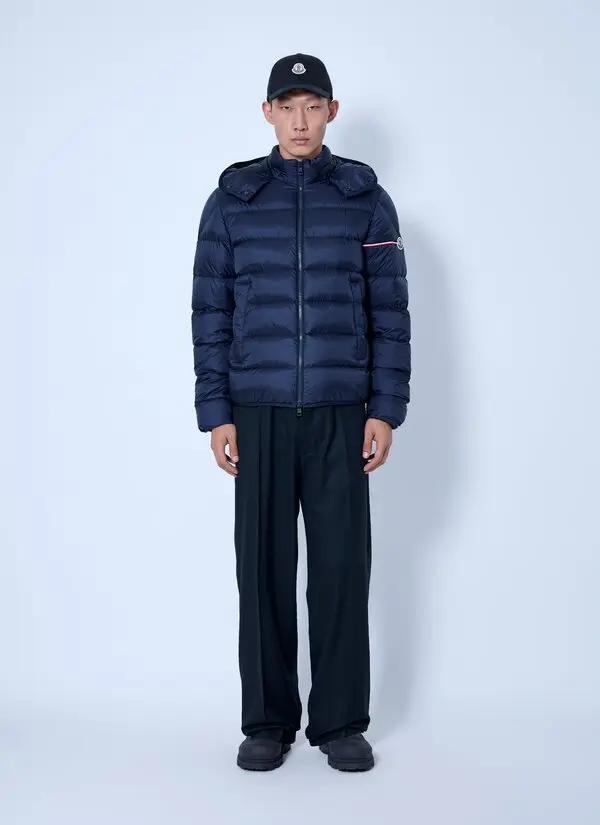 Moncler Ravenlock Hooded Short Down Jacket