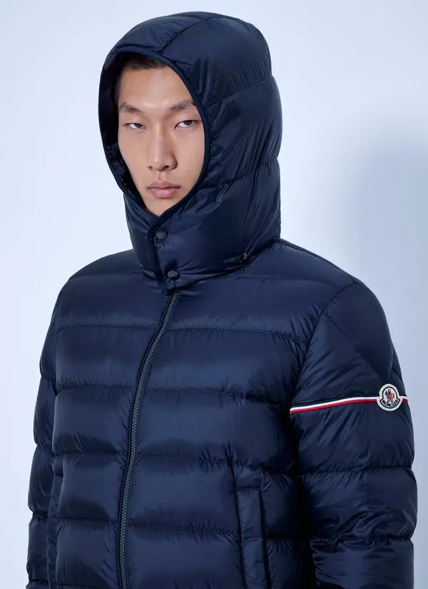 Moncler Ravenlock Hooded Short Down Jacket