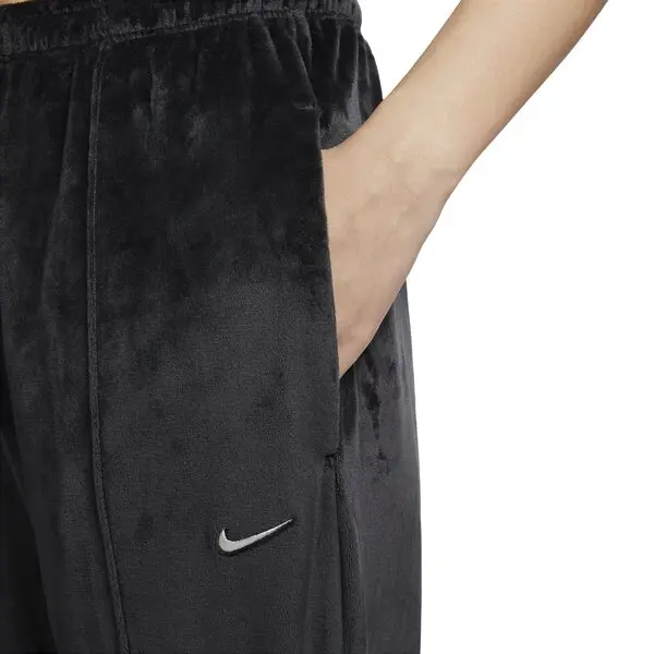 Nike Chill Pants Asia Sizing
