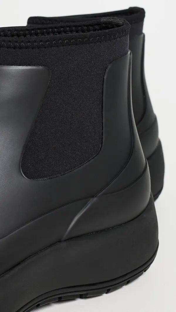 Rains The Dry Boots