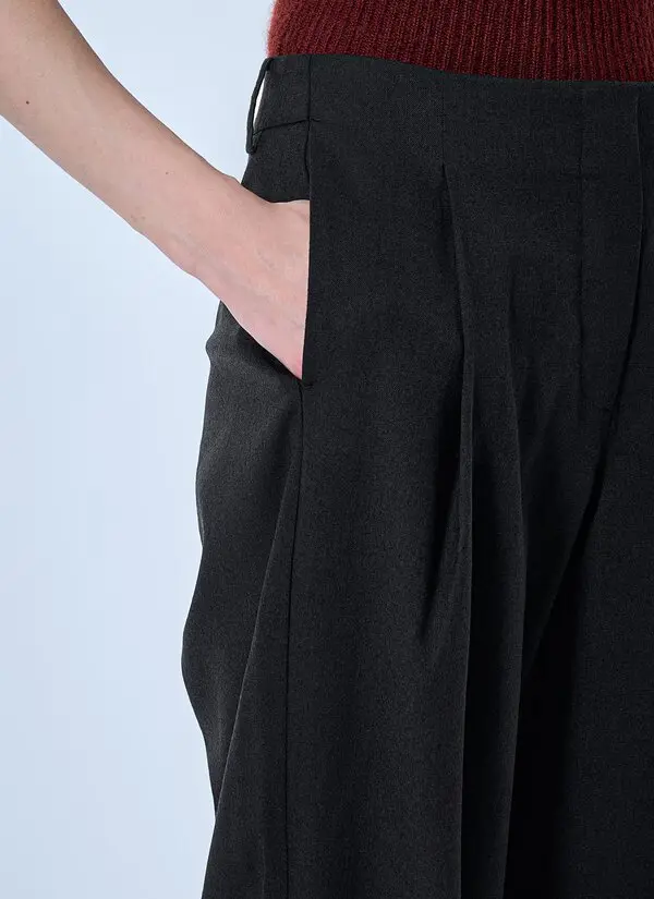 Max Mara Pleated Elasticated Ankle Trousers