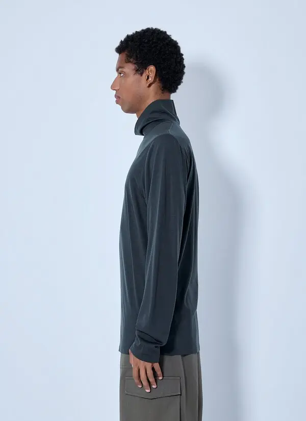 RIER Polar Jersey Turtleneck