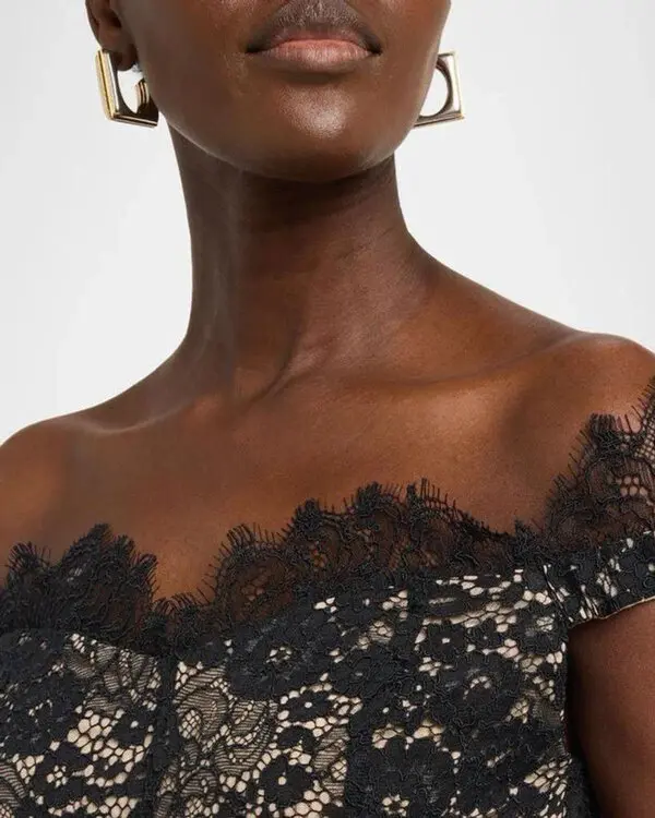 Alice + Olivia Viviana Off-the-shoulder Lace Gown - Black