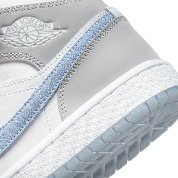 Nike Color-blocked Casual Sneakers - Gray