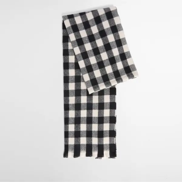 Barbour Knitted Beanie And Check Scarf Set