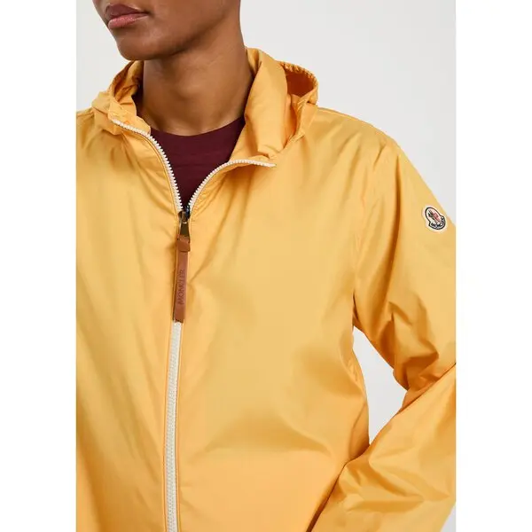 Moncler Lightweight, Windproof And Rainproof Short Coat