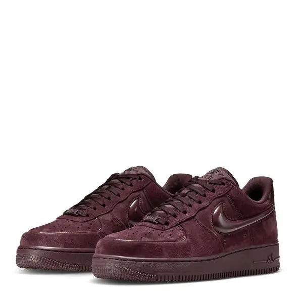 Nike Low-top Sneakers