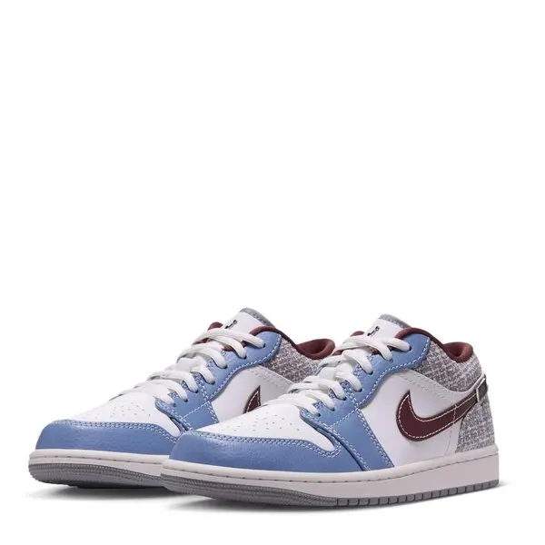 Nike Color-blocked Low-top Sneakers - Gray