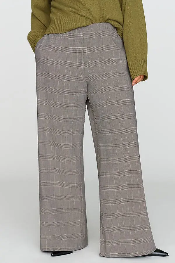 Good American Plus The Pull On Trousers Pants