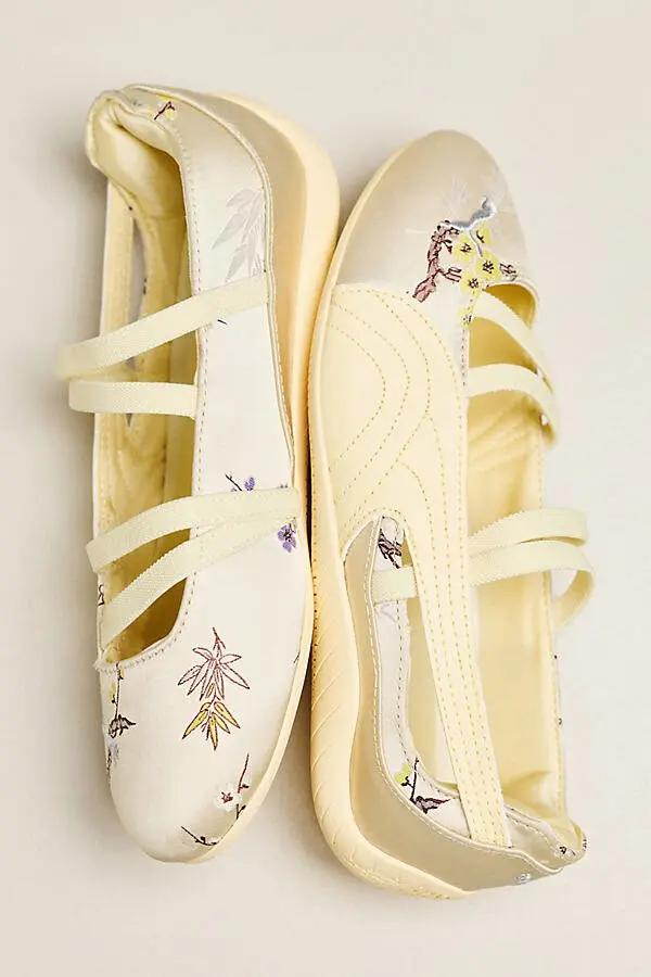 PUMA Speedcat Ballet Sneakers - Ivory