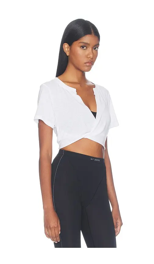 NIKESKIMS Crop Shortsleeve Top In White
