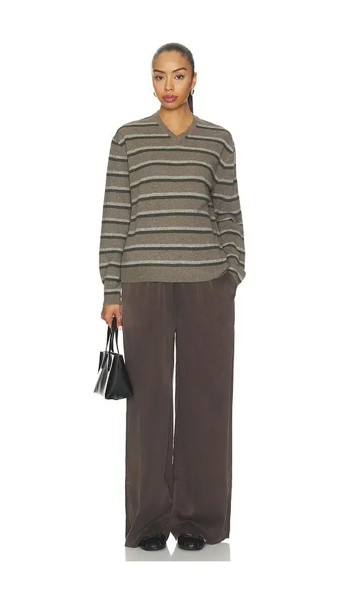 EAVES Naima V Neck Sweater In Grey