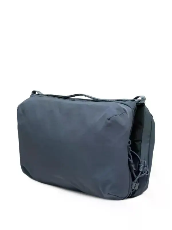 TOPOLOGIE Large Bottle Sacoche Clutch Bag