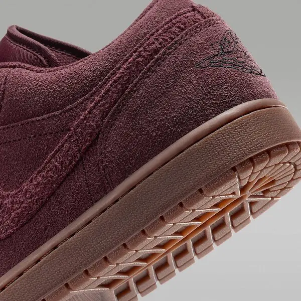 Nike Faux Fur Low-top Sneakers