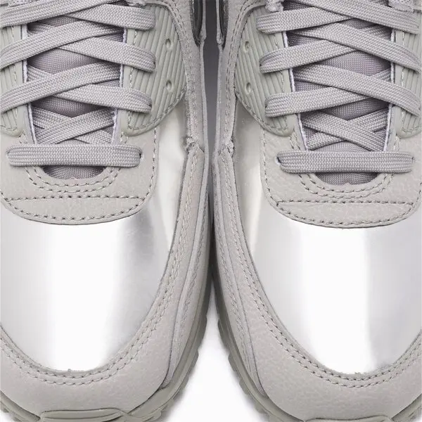 Nike Vintage Sneakers