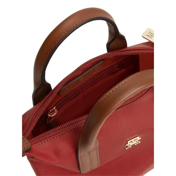 Tommy Hilfiger Lightweight Practical Crossbody Bag