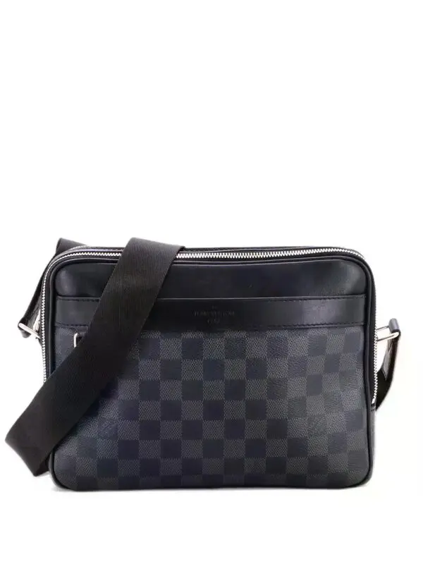 LOUIS VUITTON Trocadero Nm Messenger Damier Graphite Pm Crossbody Bag - Black